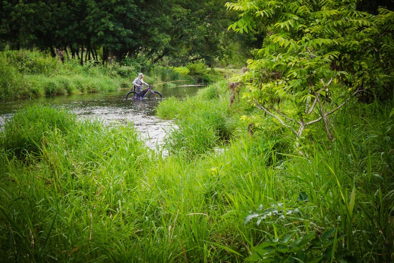 A Guide to Bike-fishing - BIKEPACKING.com