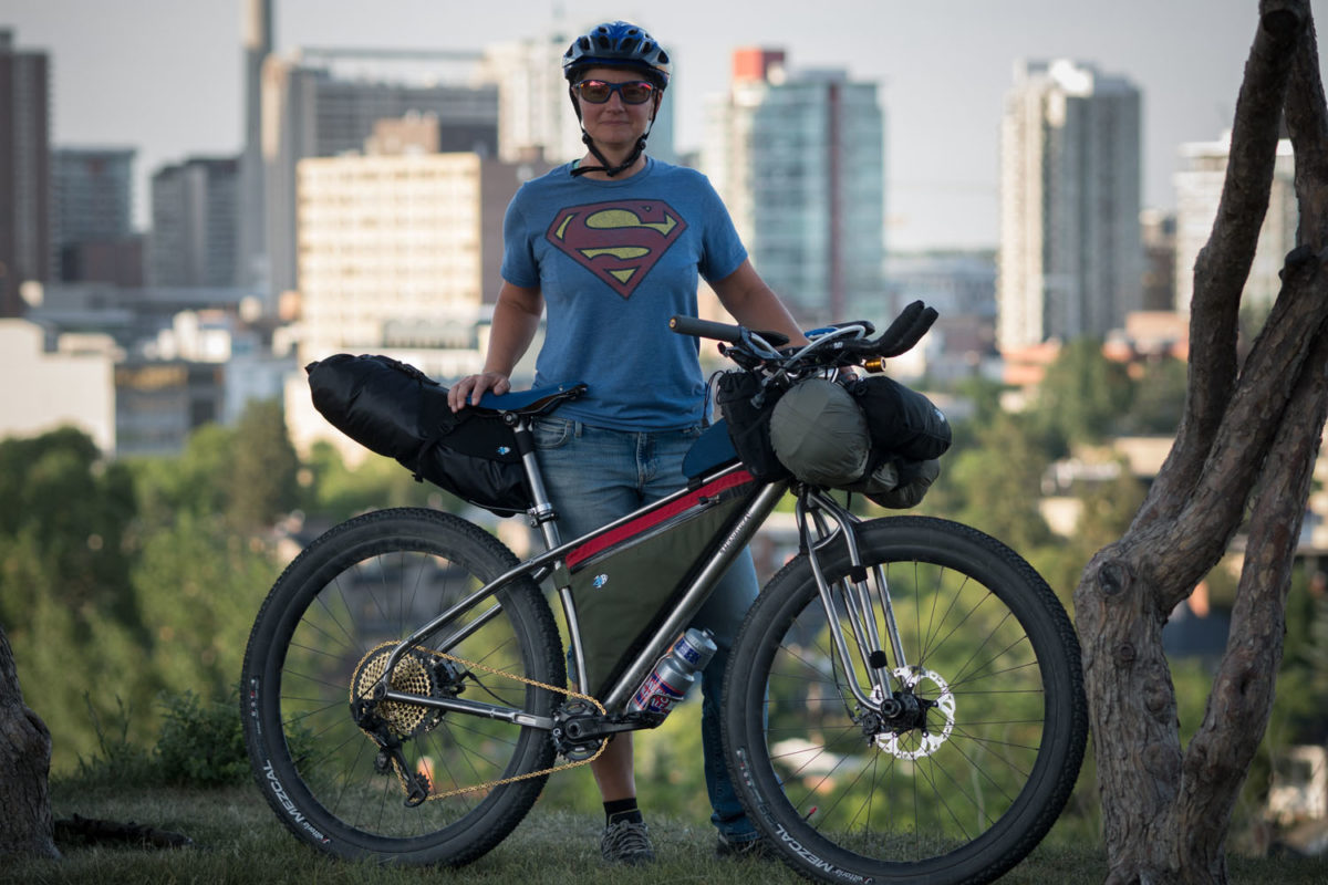 Lynne's Moonmen #M32 Tour Divide Rig - BIKEPACKING.com