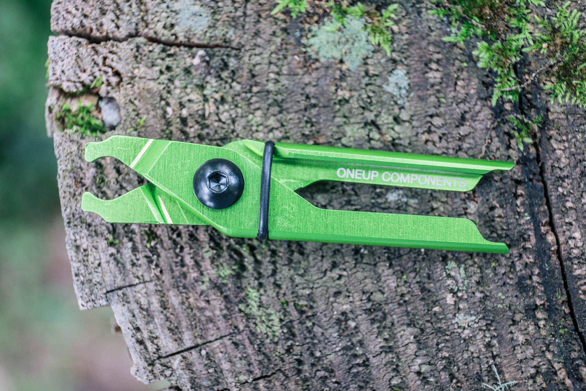 OneUp EDC Tool and Pump Review - BIKEPACKING.com