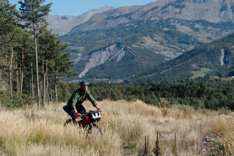 Mike Howarth and His Singular Rooster - BIKEPACKING.com