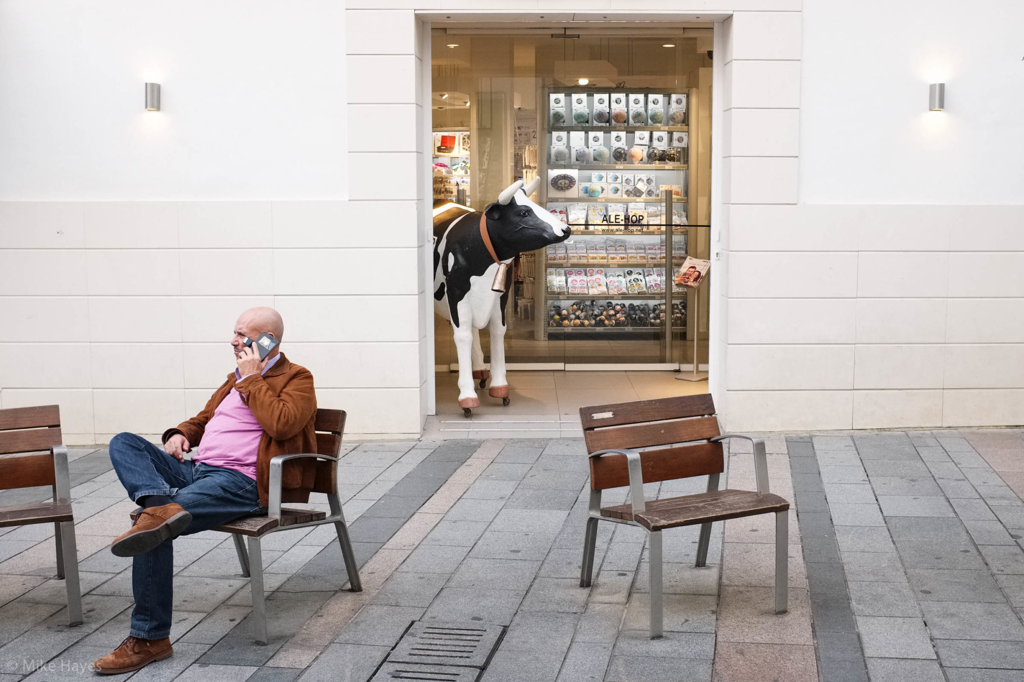 Rider's Lens: Mike Hayes on Street Photography - BIKEPACKING.com