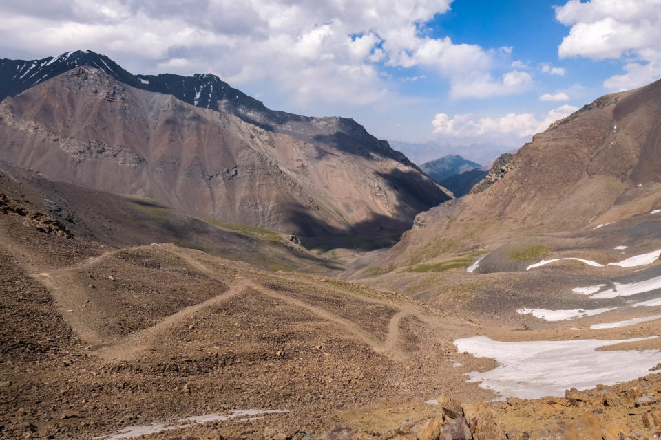 Osh and the Edge - BIKEPACKING.com