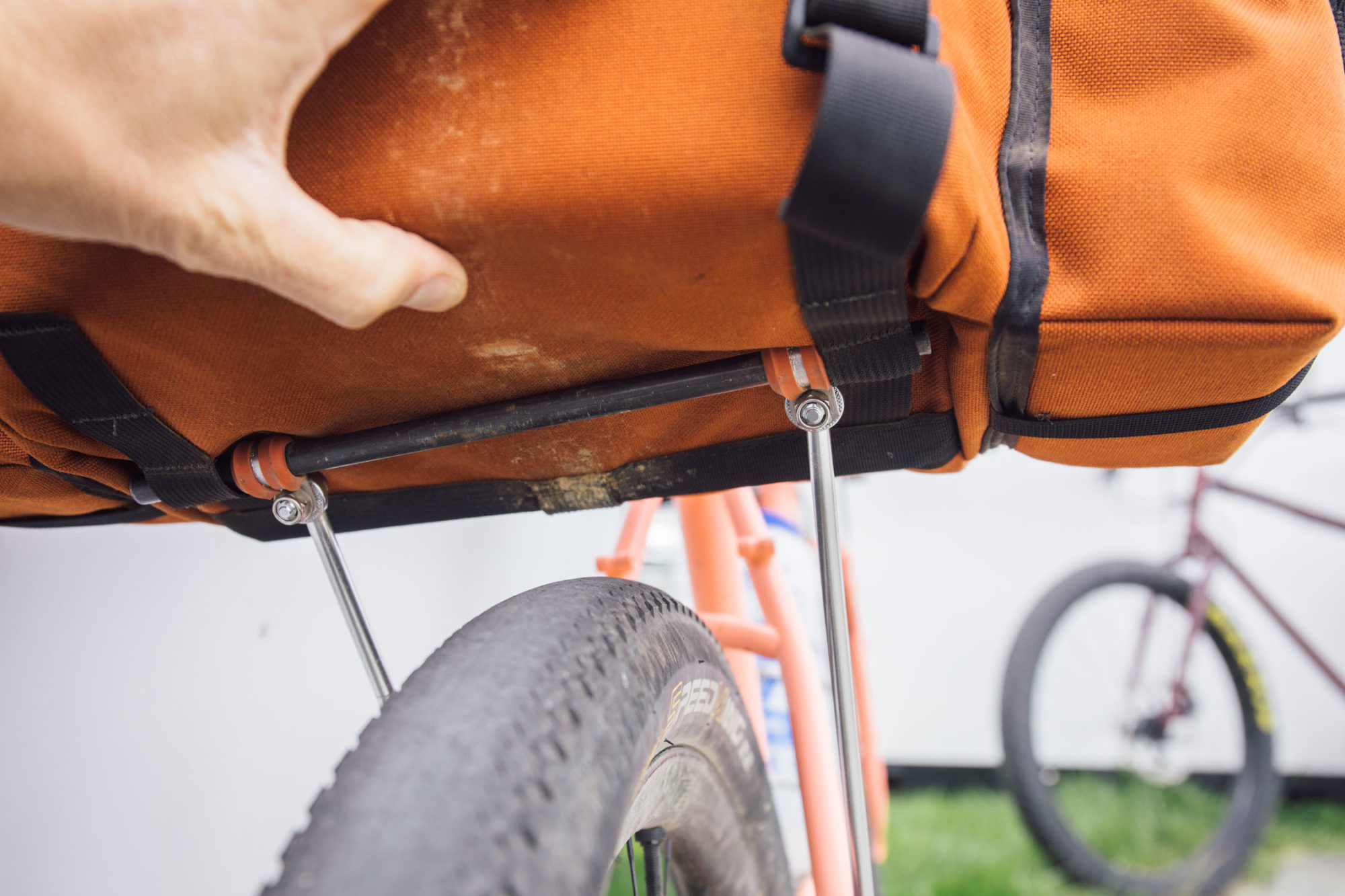 Pec Dec Saddlebag Support Installation Manual (video) - BIKEPACKING.com