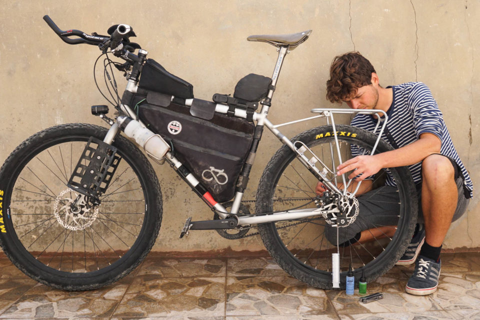 Reader's Rig: Benni's Tout Terrain Scrambler - BIKEPACKING.com