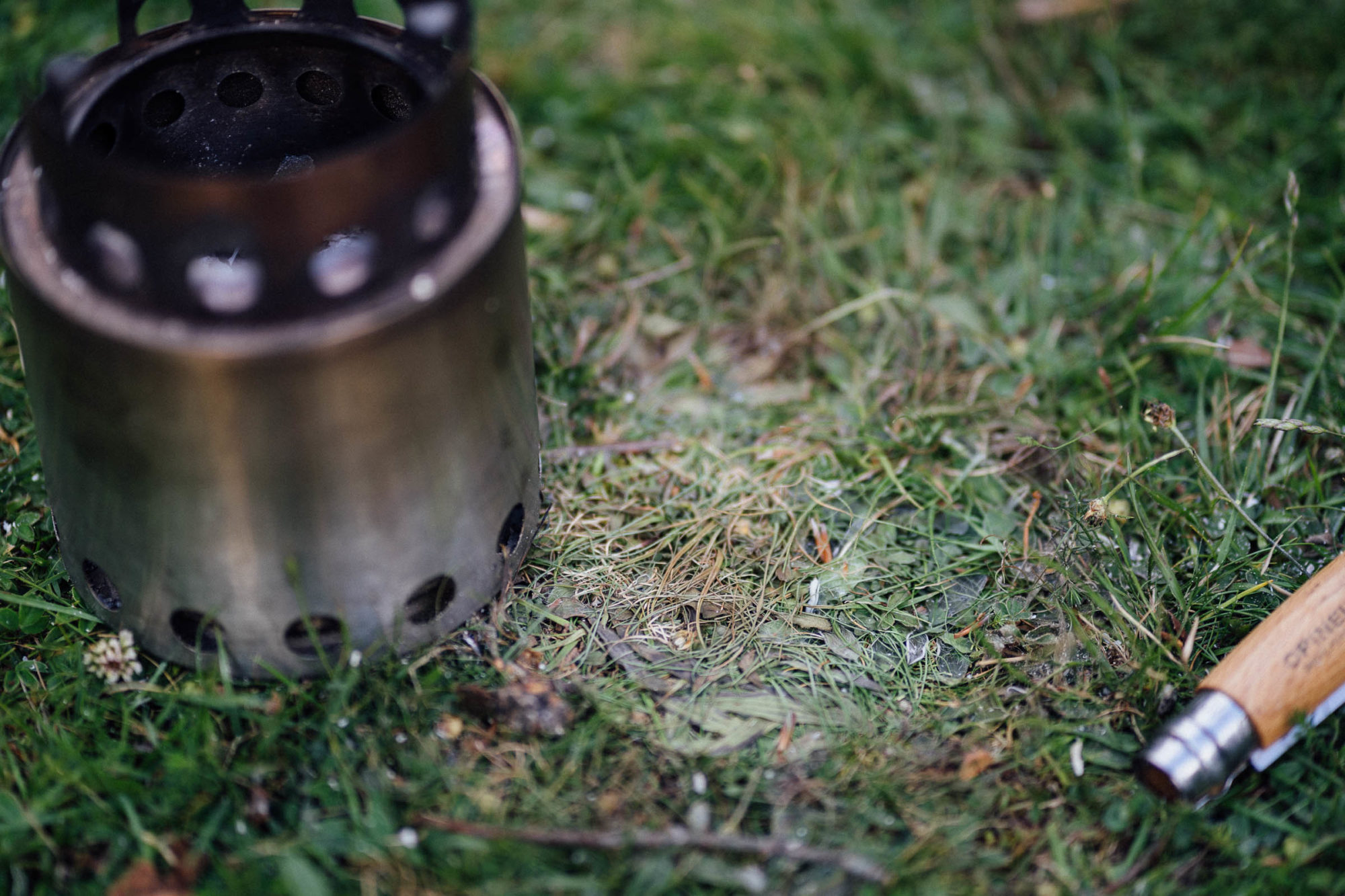 Solo Stove Lite Review: twig powered cooking - BIKEPACKING.com