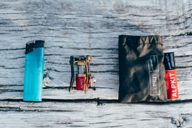 Alpkit Kraku Stove + MytiPot 900 : Convenient Minimalism on a Budget ...