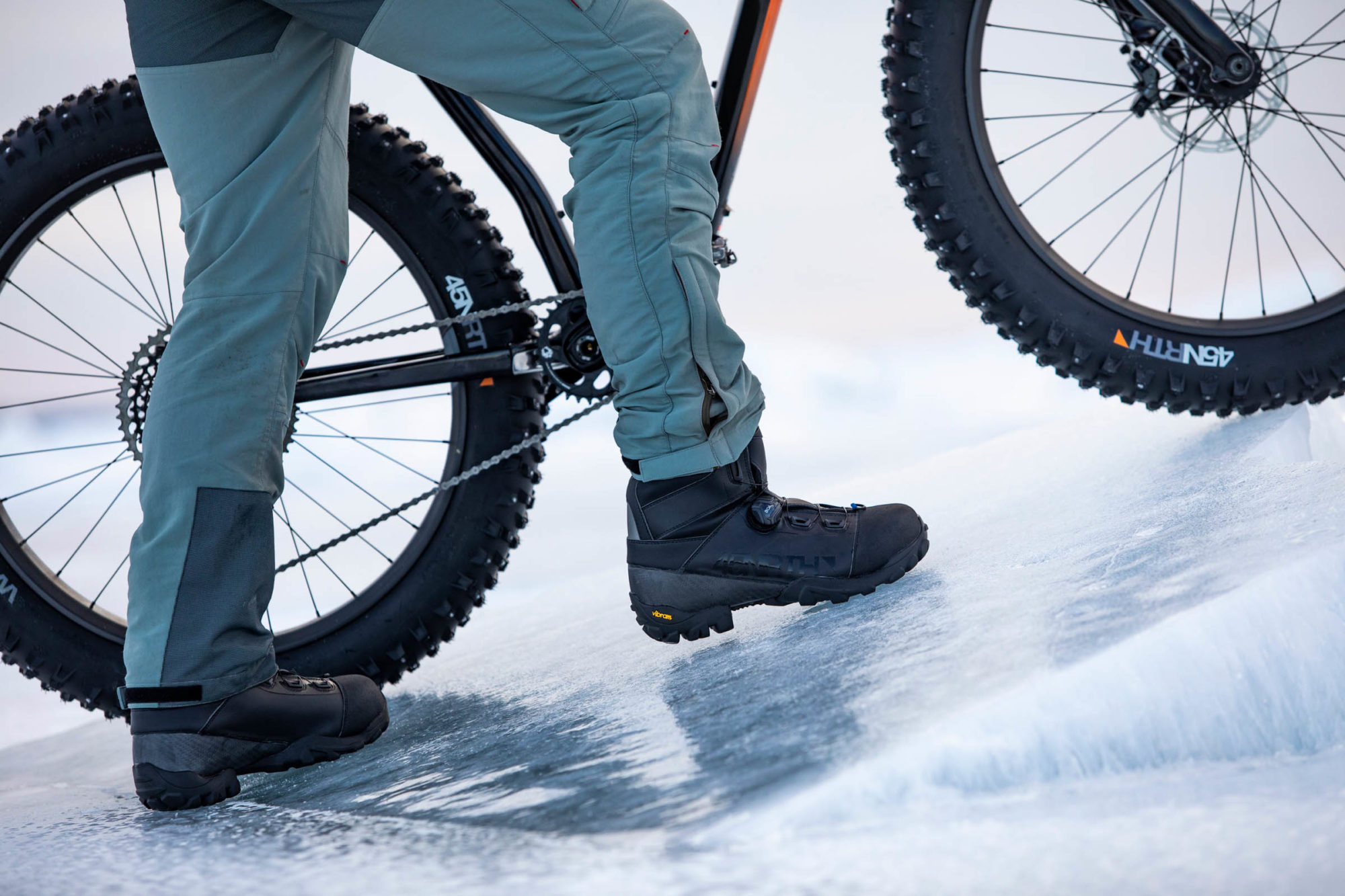 Updated 2020 45NRTH Wolvhammer and Wolfgar Winter Cycling Boots ...