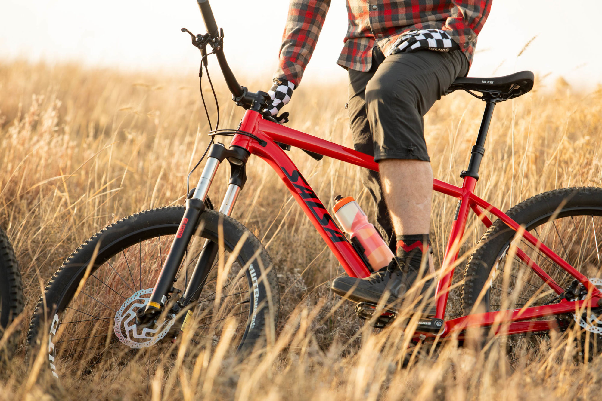 Meet the New Salsa Rangefinder Hardtail - BIKEPACKING.com