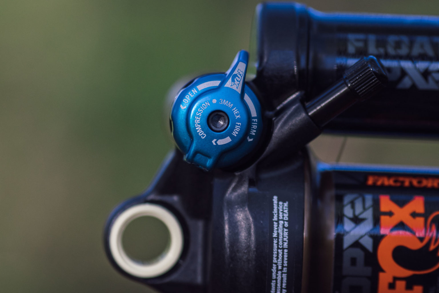 Fox DPS vs DPX2 review - BIKEPACKING.com