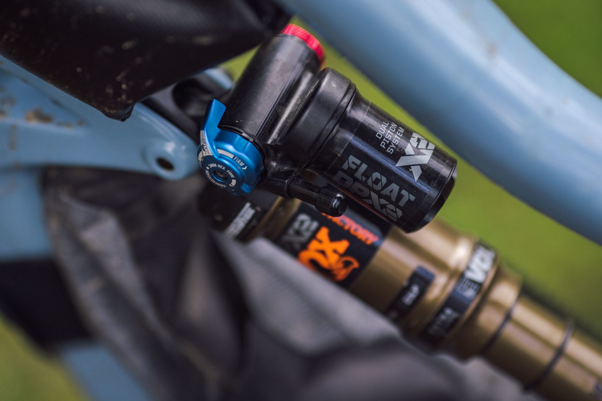 Fox DPS vs DPX2 review - BIKEPACKING.com