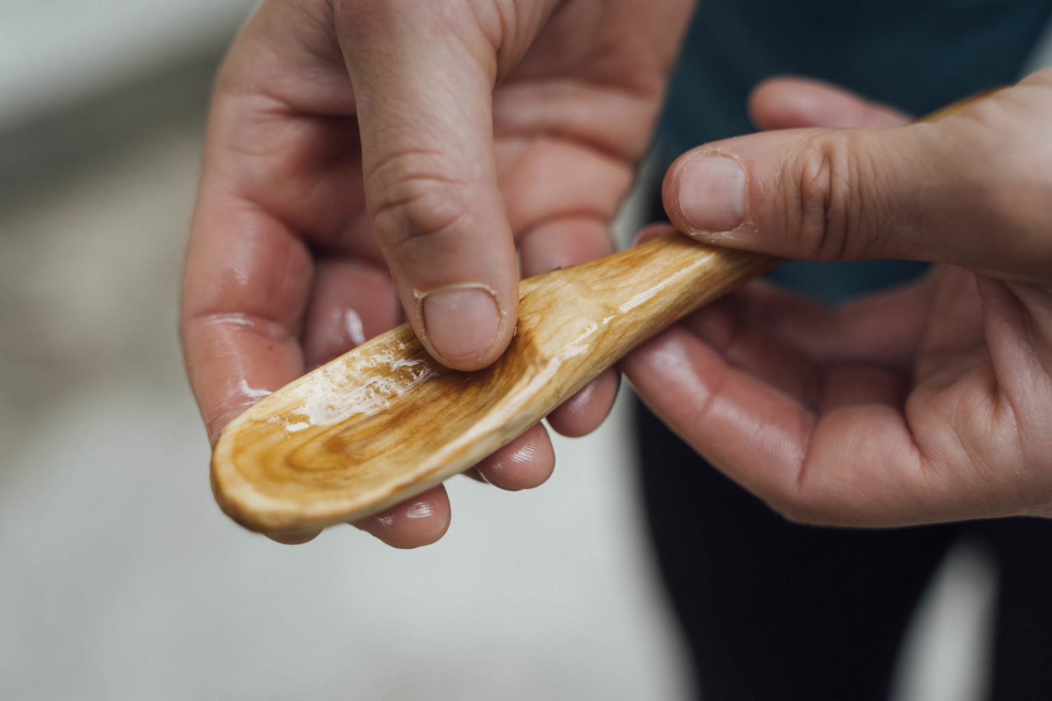 A Beginner's Guide to Spoon Making - BIKEPACKING.com