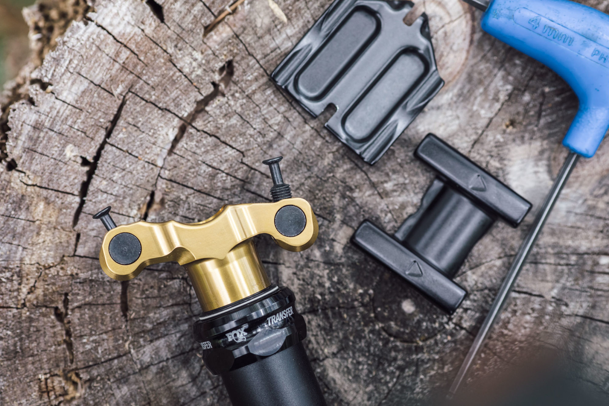 Fox Transfer Dropper Post Review - BIKEPACKING.com