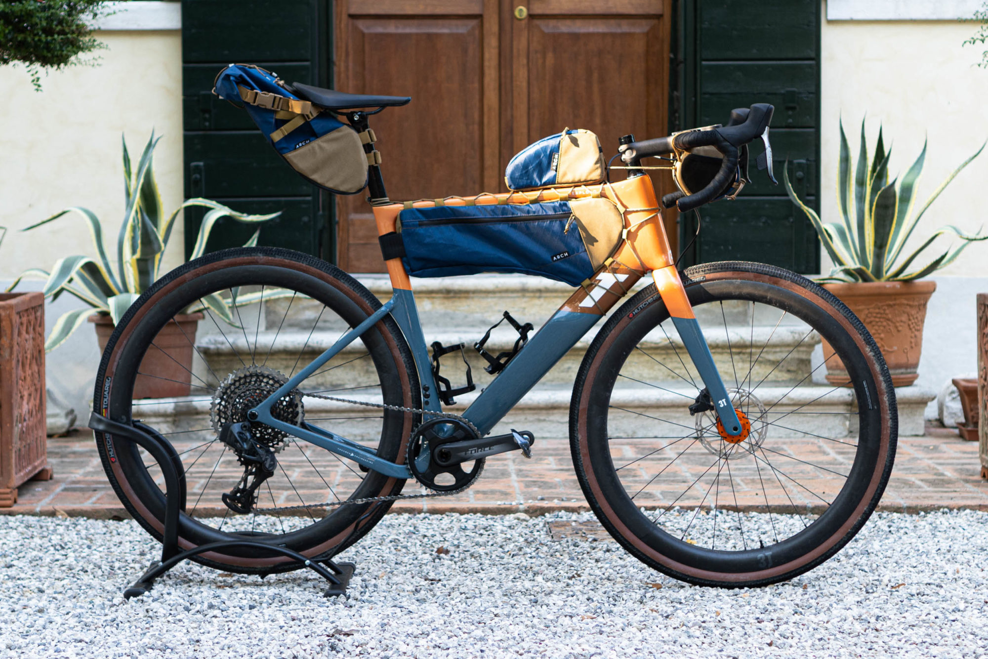 Collective Reward #083: ARCH Custom Frame Bag - BIKEPACKING.com