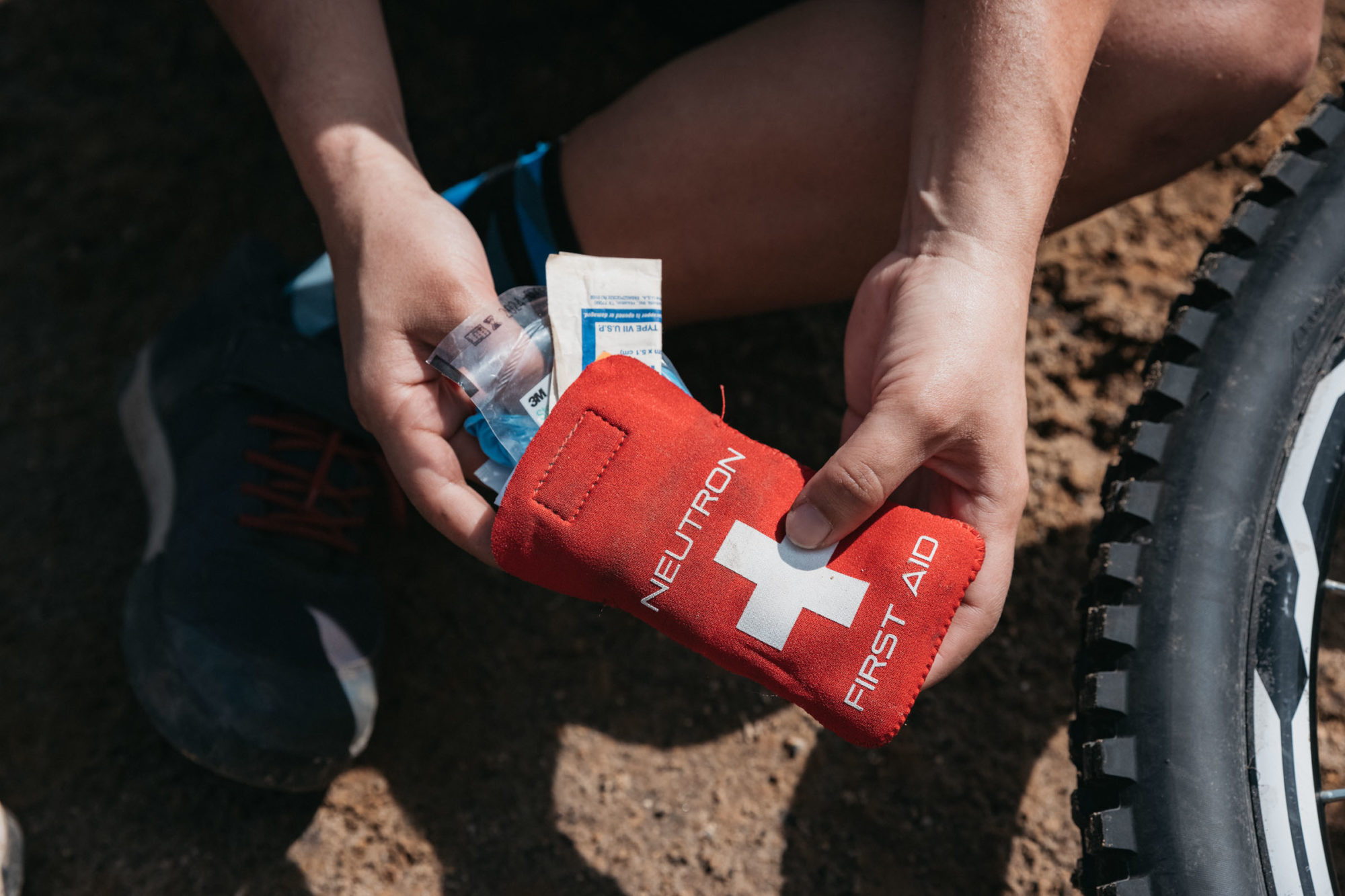 Neutron Components' Ultralight First Aid Kit - BIKEPACKING.com