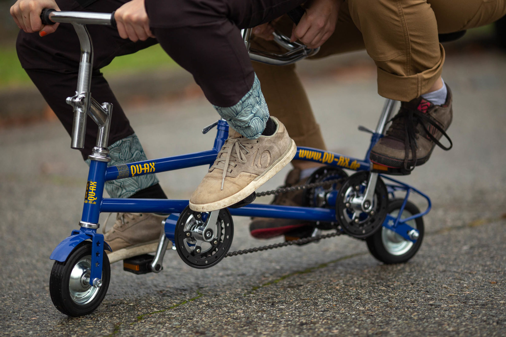 Taryn and Amanda's QU-AX Minibike Tandem - BIKEPACKING.com