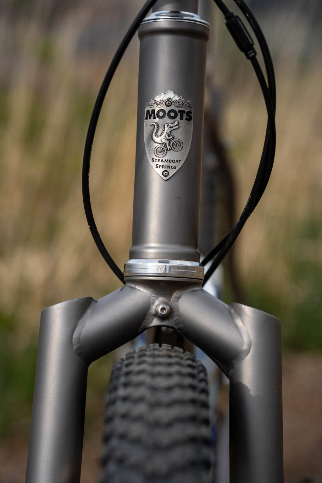 Moots Routt ESC Review: A 10K Monster Gravel Bike!? - BIKEPACKING.com