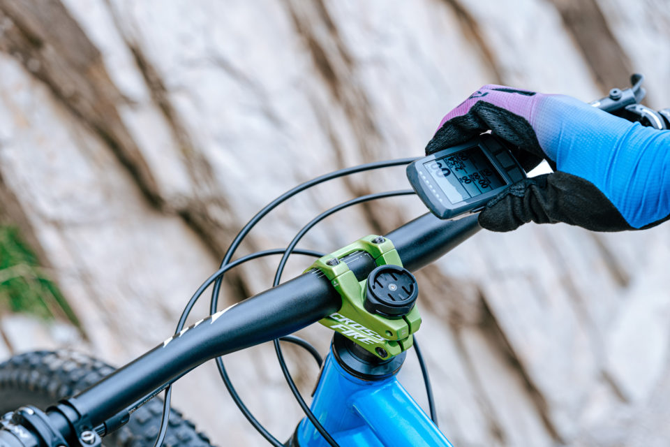 The Granite Design Stash RT Puts a Ratchet in Your Steerer ...