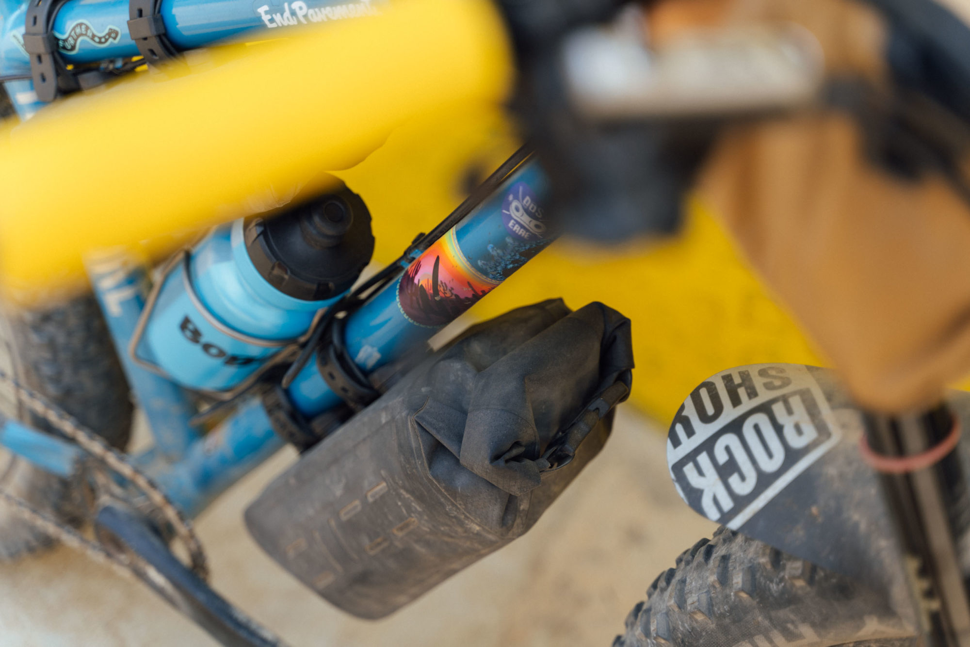 1.7L and 3L Tailfin V-Mount Pack Review - BIKEPACKING.com