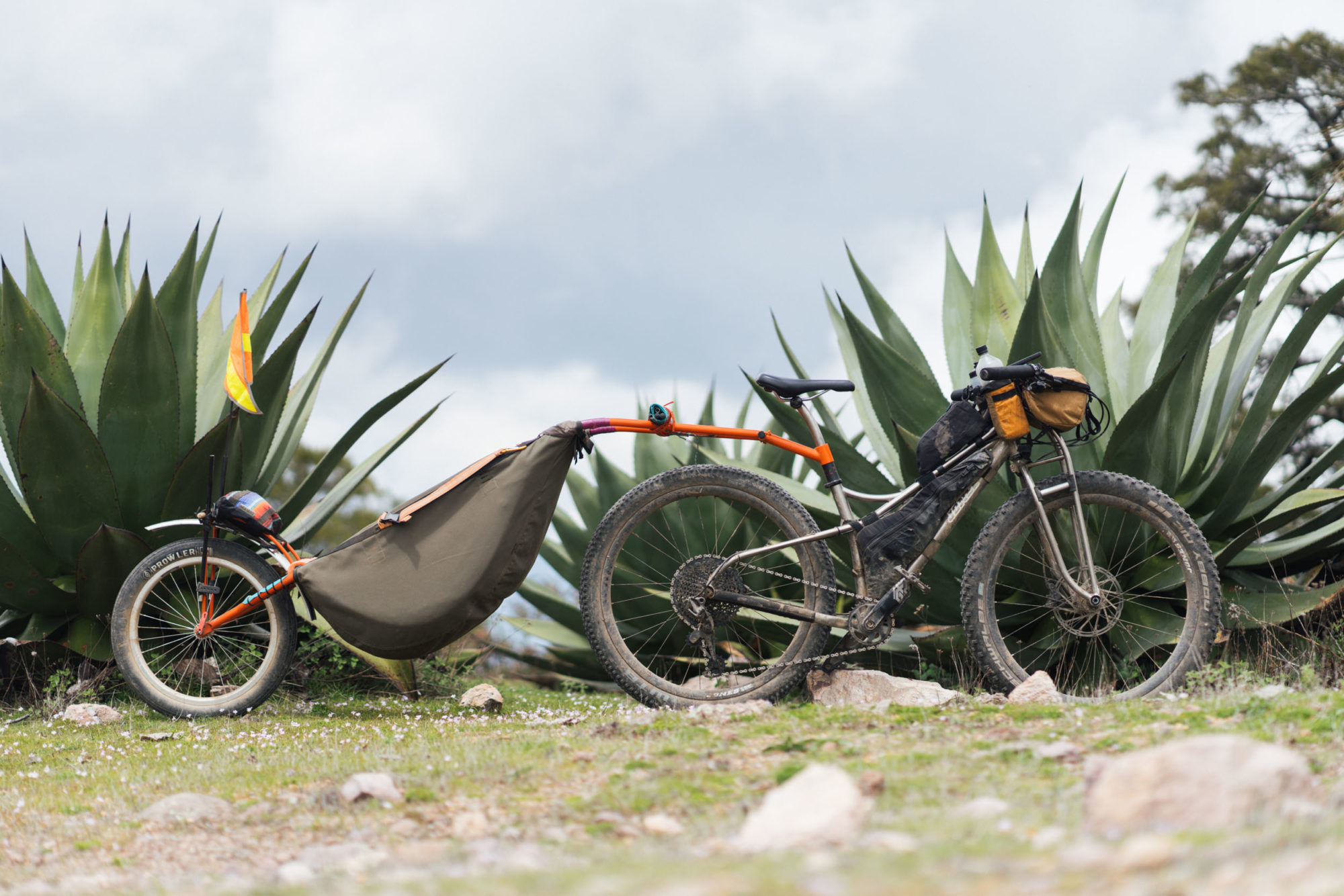 Frances Cycles Farfarer Review: Huesos-tested - Swiss Cycles