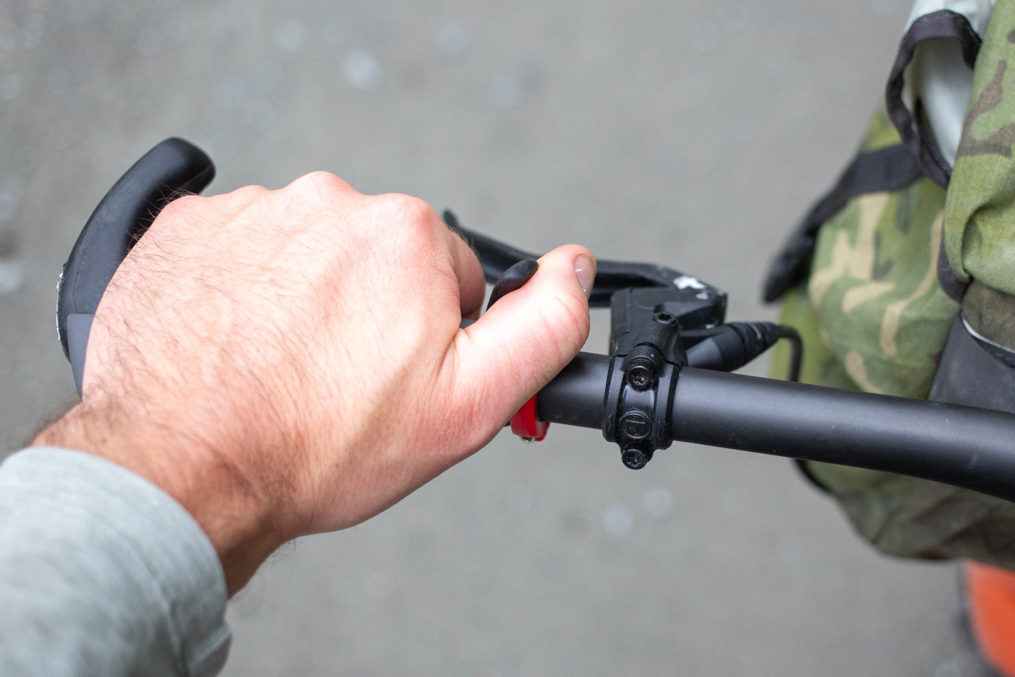 A Mini Guide to Adding Alt Hand Positions to Flat Bars - BIKEPACKING.com
