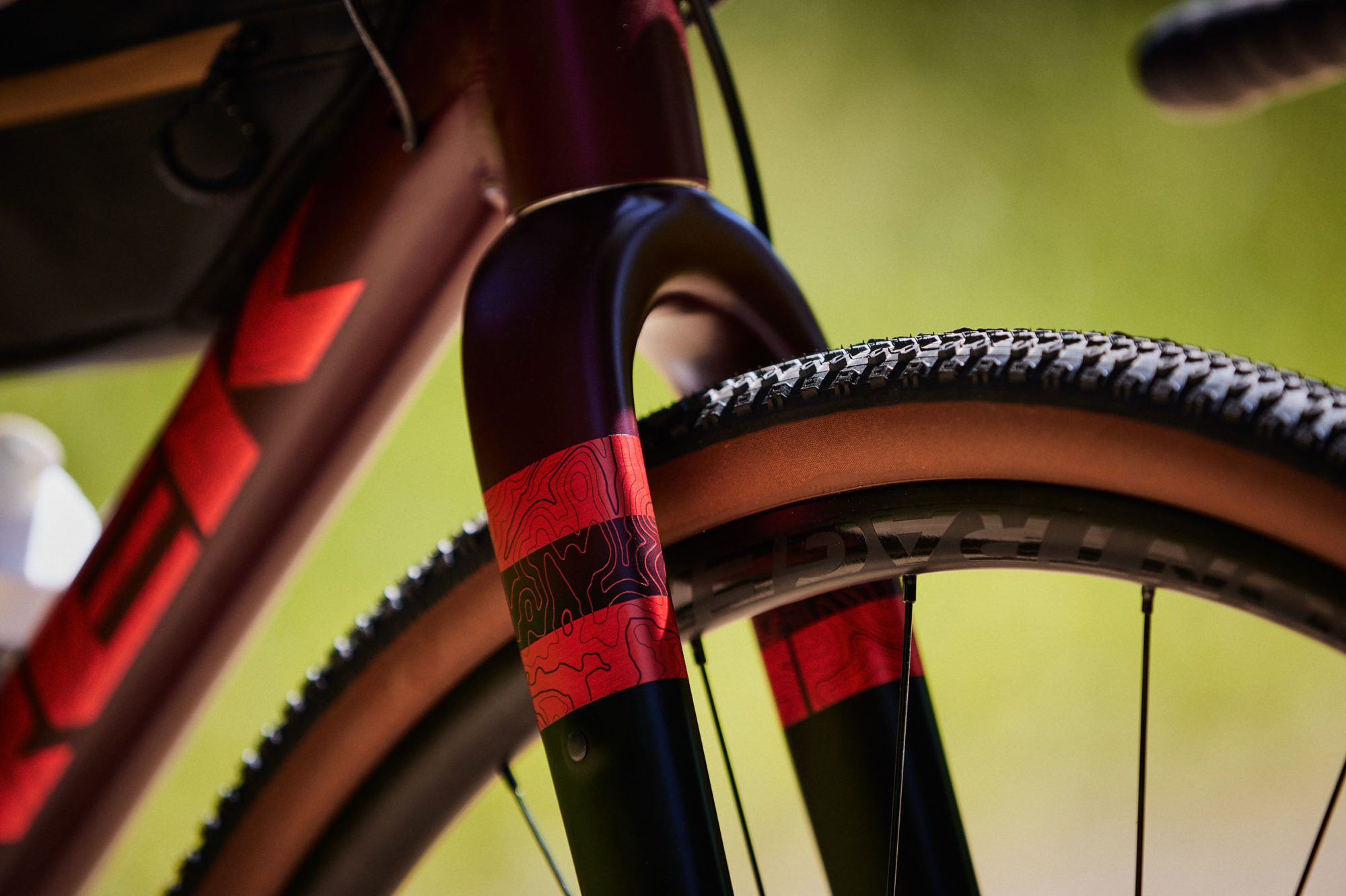 The New Trek Checkpoint Driftless has a Dropper Post - BIKEPACKING.com