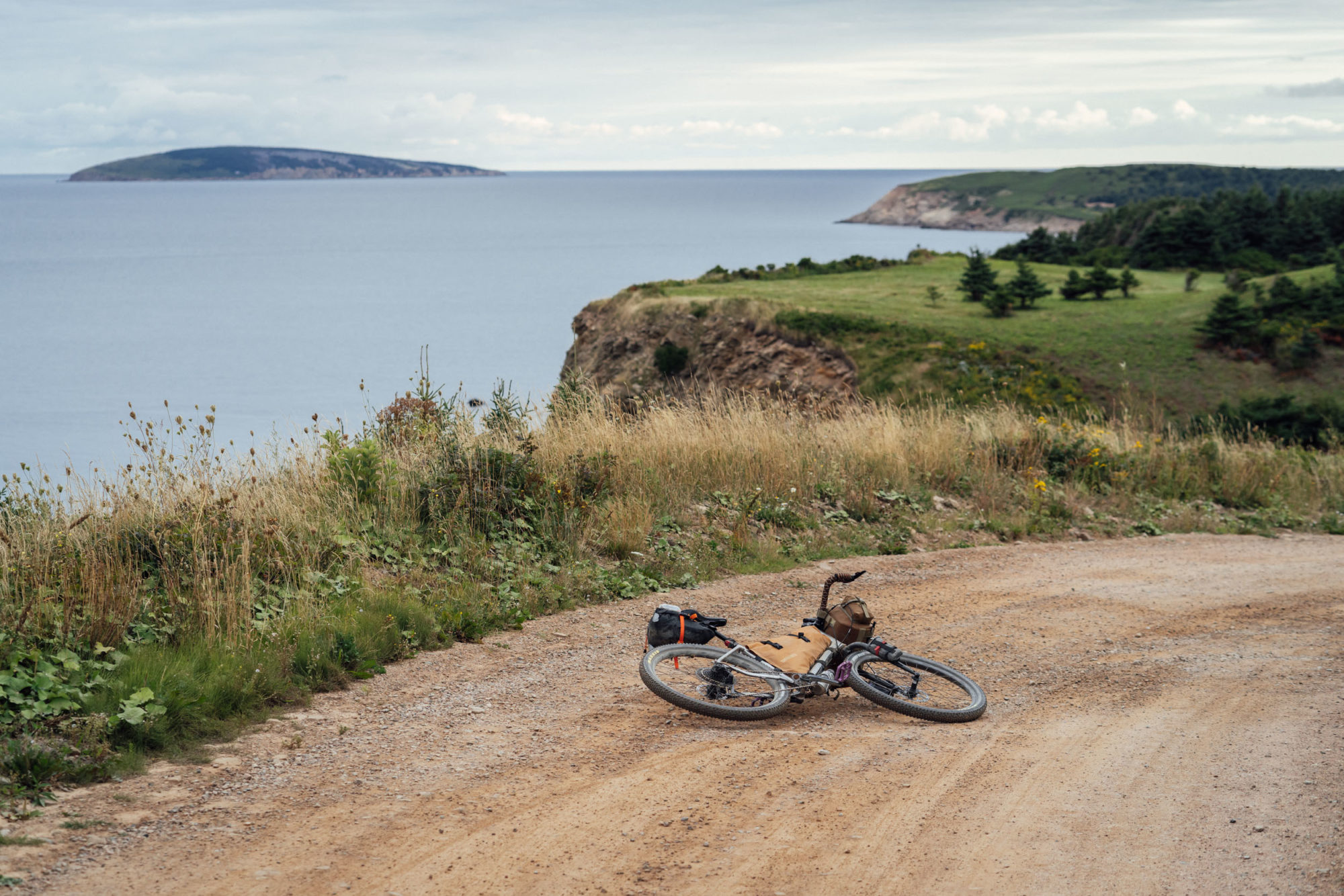 Logan Kasper's Eastern Divide Trail Record and Rig - BIKEPACKING.com