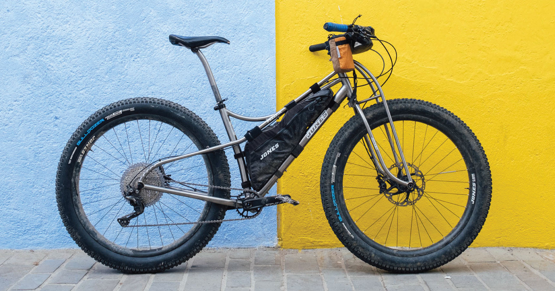 Jones Titanium Plus LWB Spaceframe Review - BIKEPACKING.com