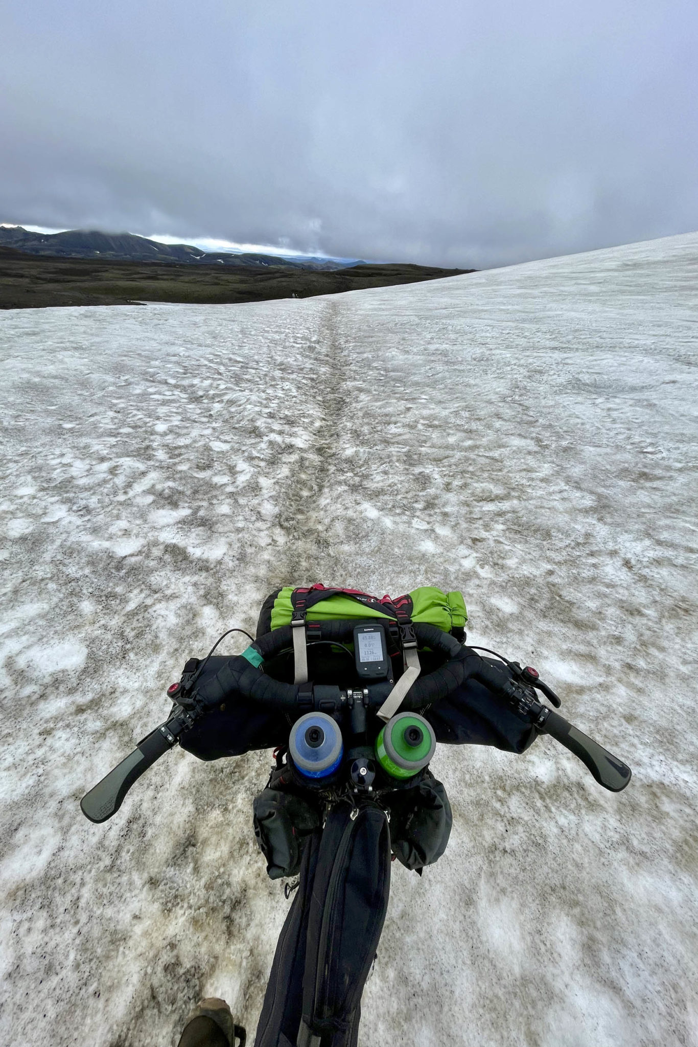 The Iceland Divide by Richard Sidey (Video) - BIKEPACKING.com