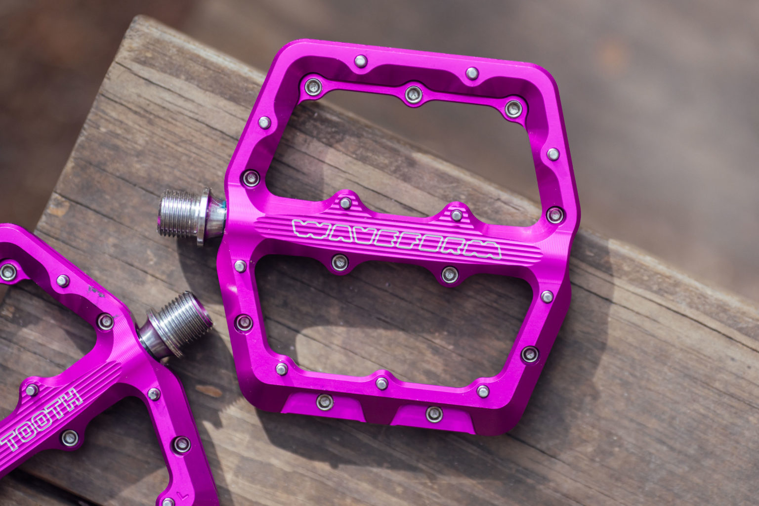 Wolf Tooth Waveform Pedals Review - BIKEPACKING.com