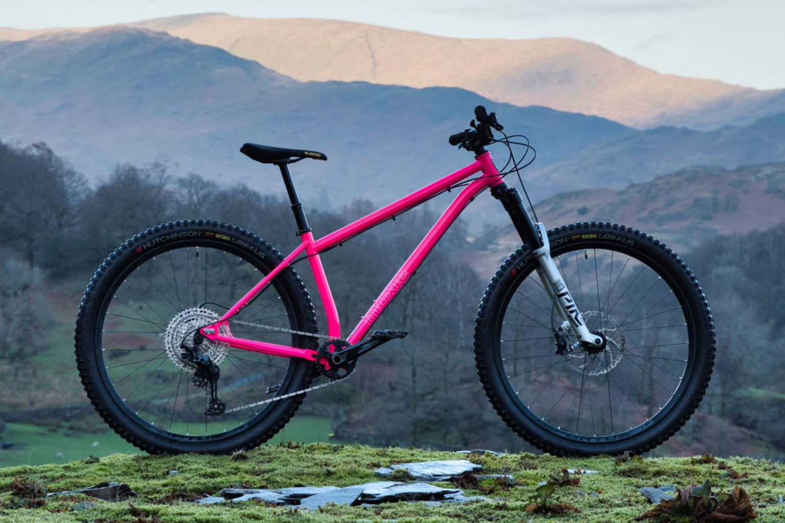 Friday Debrief: 2023 Kona Bikes, Fresh Handmade Gear, Moxie Mx3, and ...