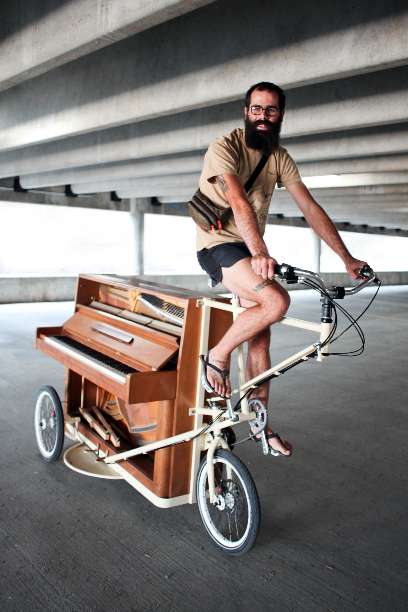 Eric Rich is Pedaling his Pianobike Across Europe - BIKEPACKING.com