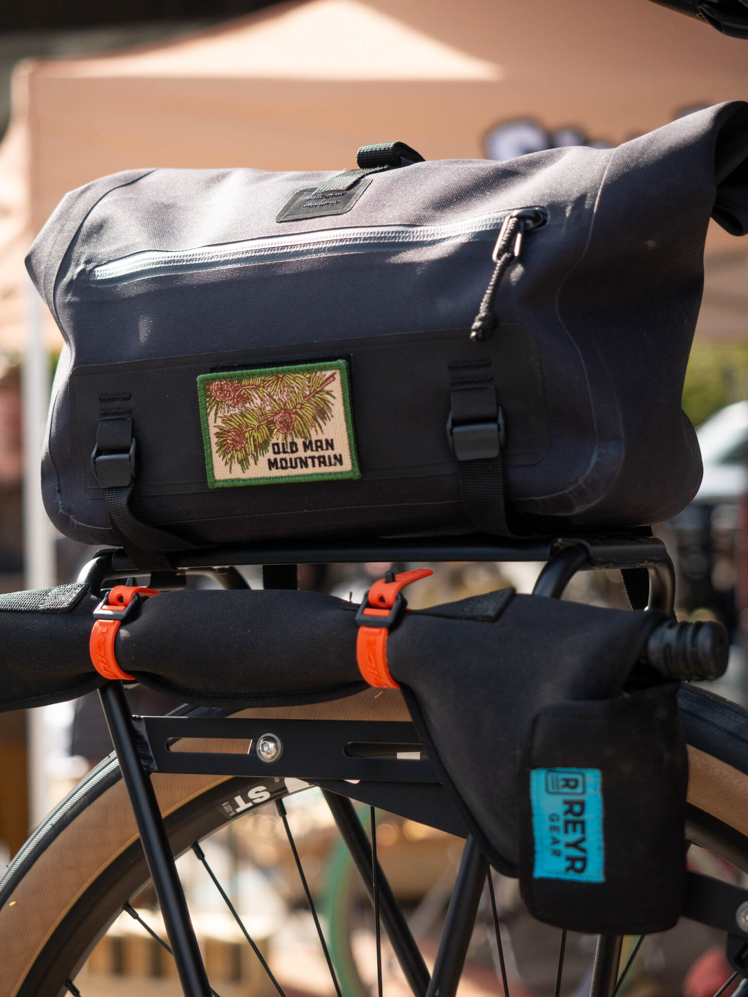 Old Man Mountain Ponderosa Panniers and Juniper Trunk - BIKEPACKING.com