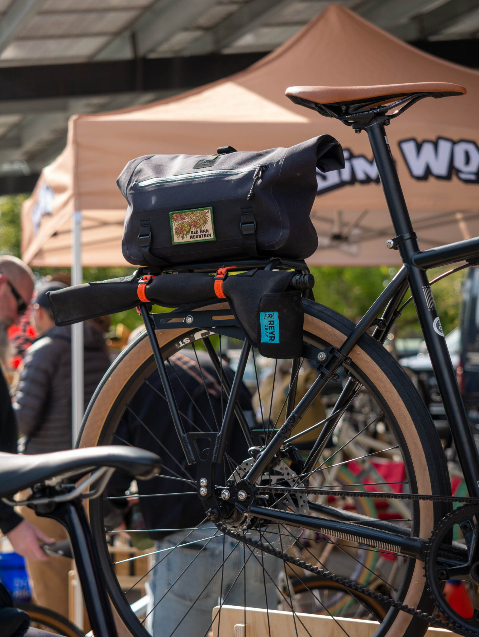 Old Man Mountain Ponderosa Panniers and Juniper Trunk - BIKEPACKING.com