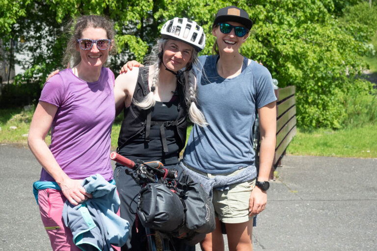 The Pink Dots: A Story from the Highland Trail 550 (Video ...