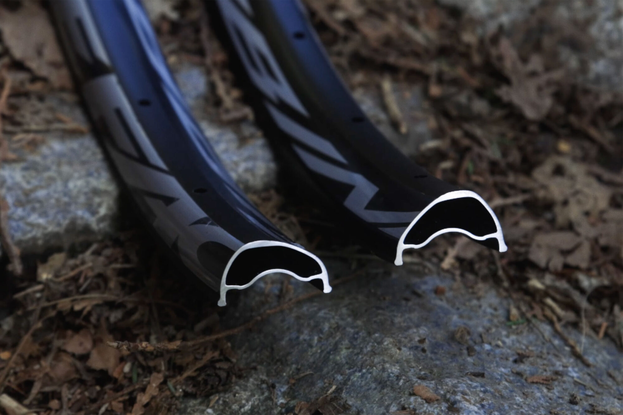 Industry Nine EN300 and Race Face Turbine Wheels - BIKEPACKING.com