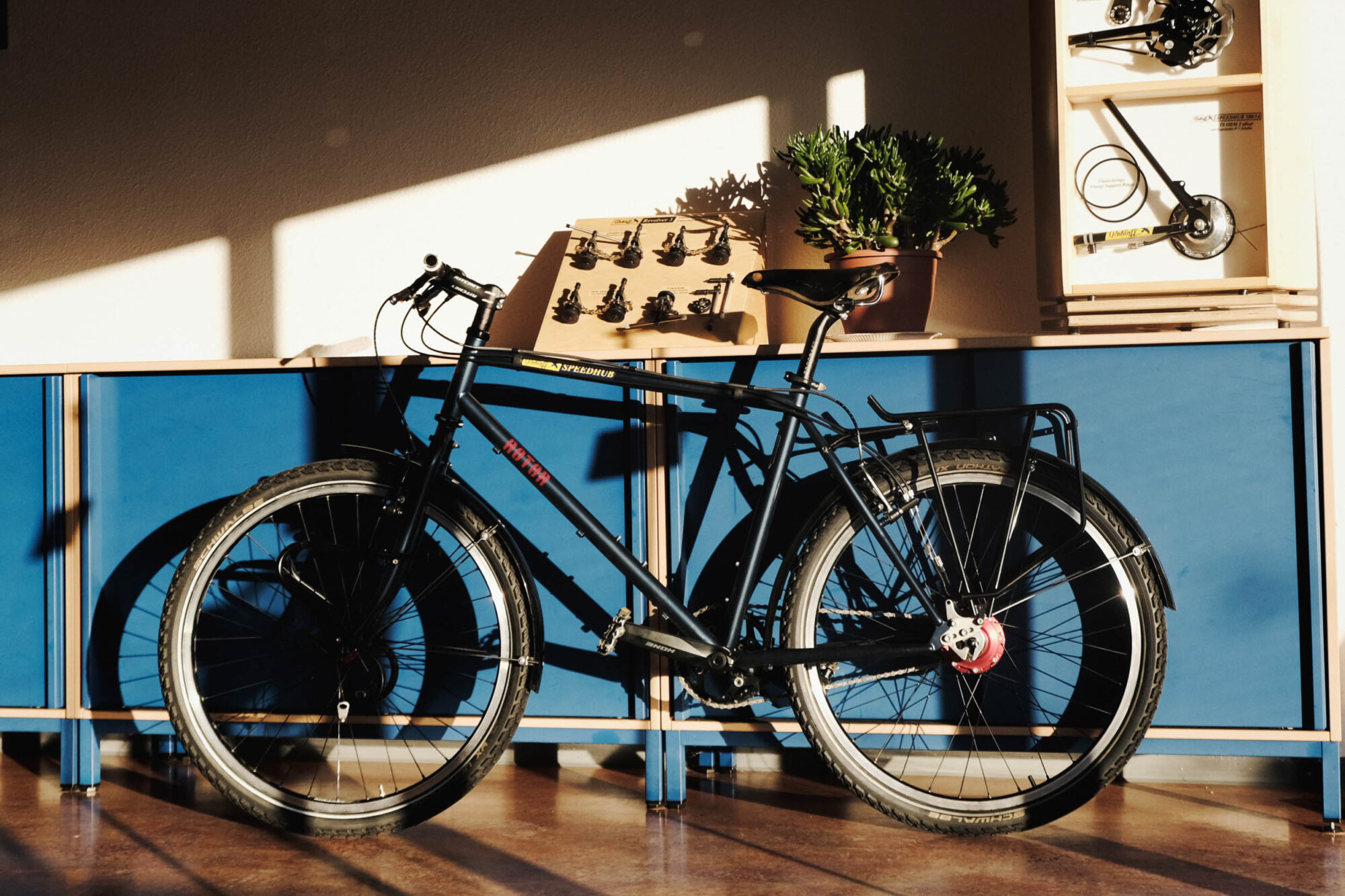 Inside Rohloff: Legendary Internal Gear Hubs - BIKEPACKING.com