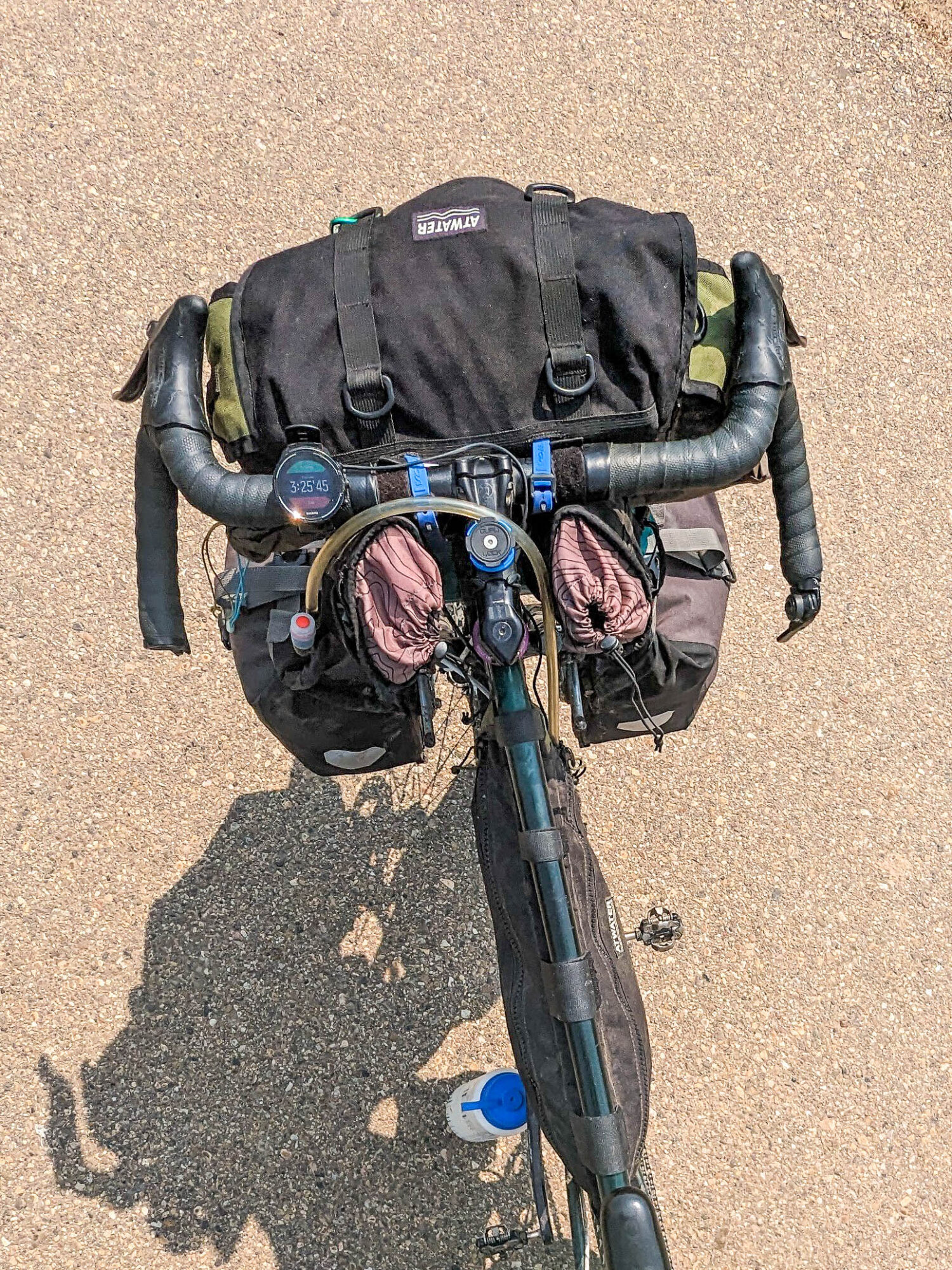 Reader's Rig: Philippe's Custom Memento Gecko - BIKEPACKING.com