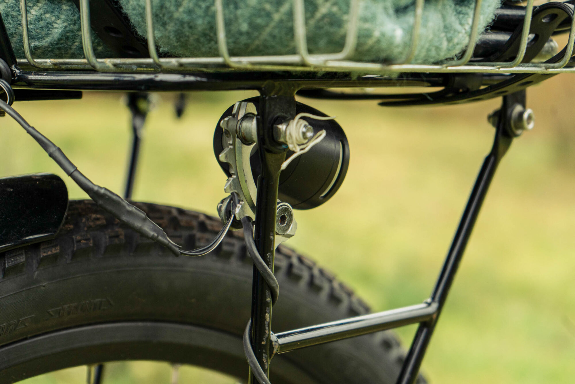 Readers Rig: Tommy’s 1994 Specialized Rockhopper - BIKEPACKING.com