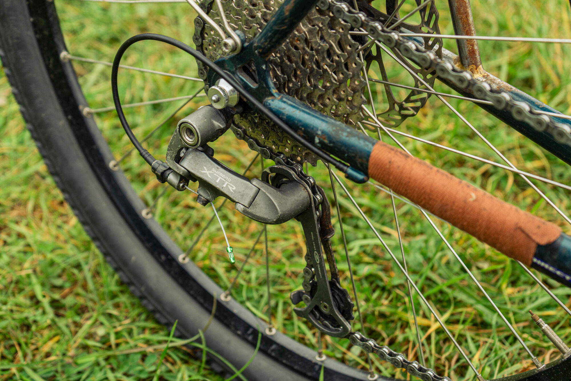 Readers Rig: Tommy’s 1994 Specialized Rockhopper - BIKEPACKING.com