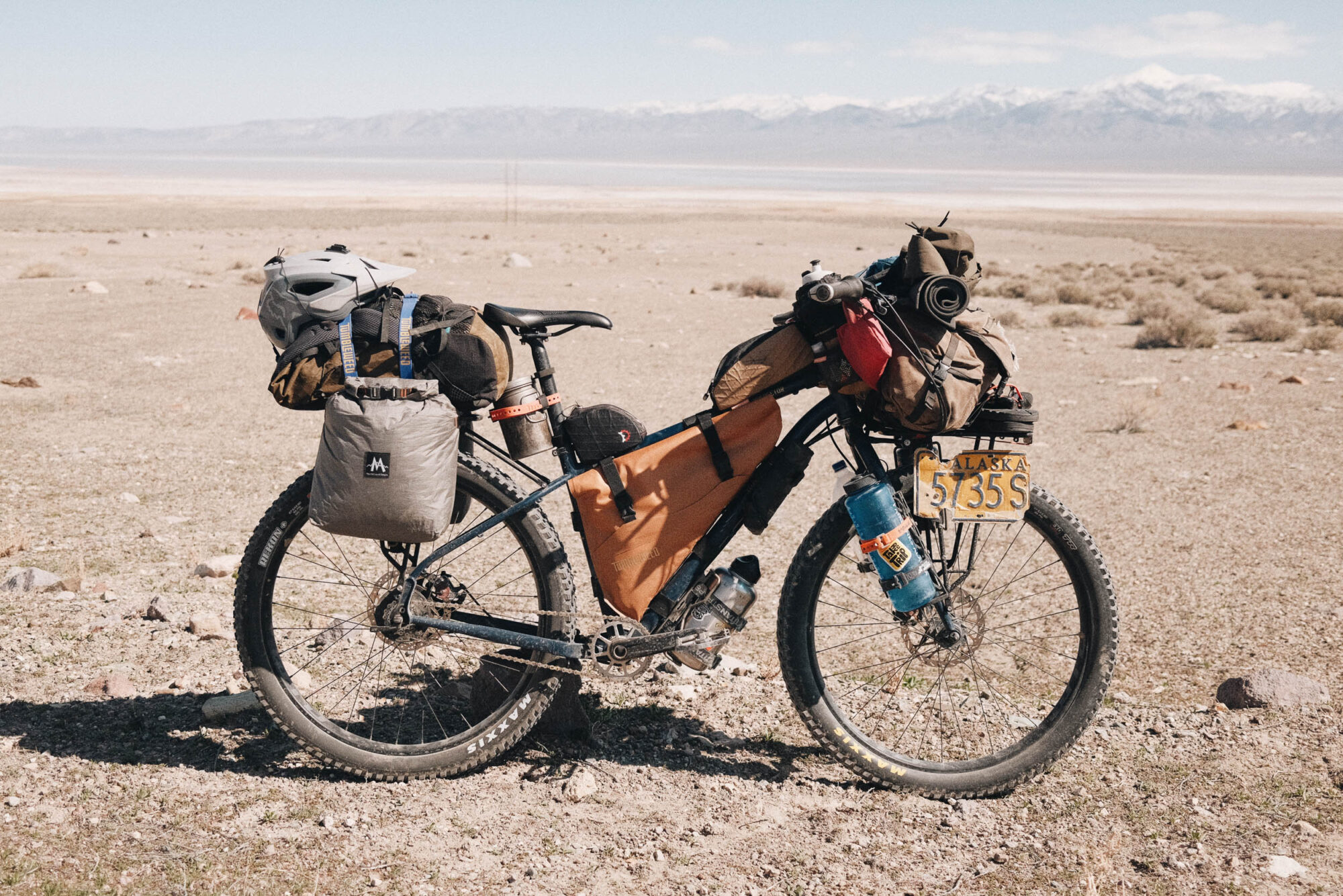 1 Year in 36 Minutes: Cycling from Alaska to Mexico (Video ...