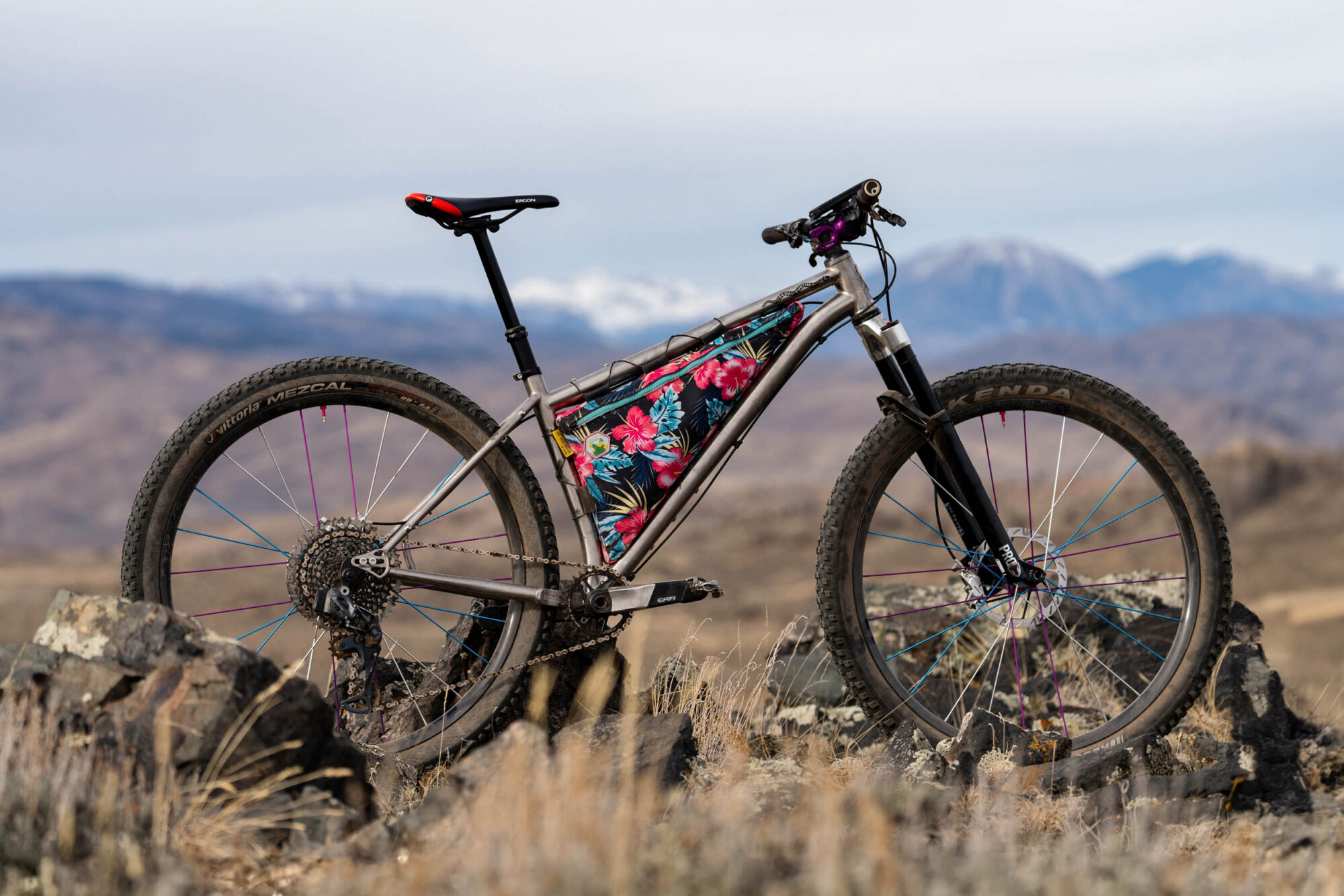 Pipedream Sirius S6 Review - BIKEPACKING.com