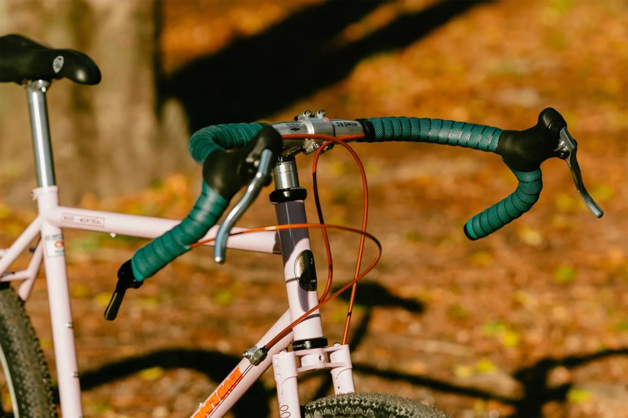 SimWorks To Smile Bar - BIKEPACKING.com