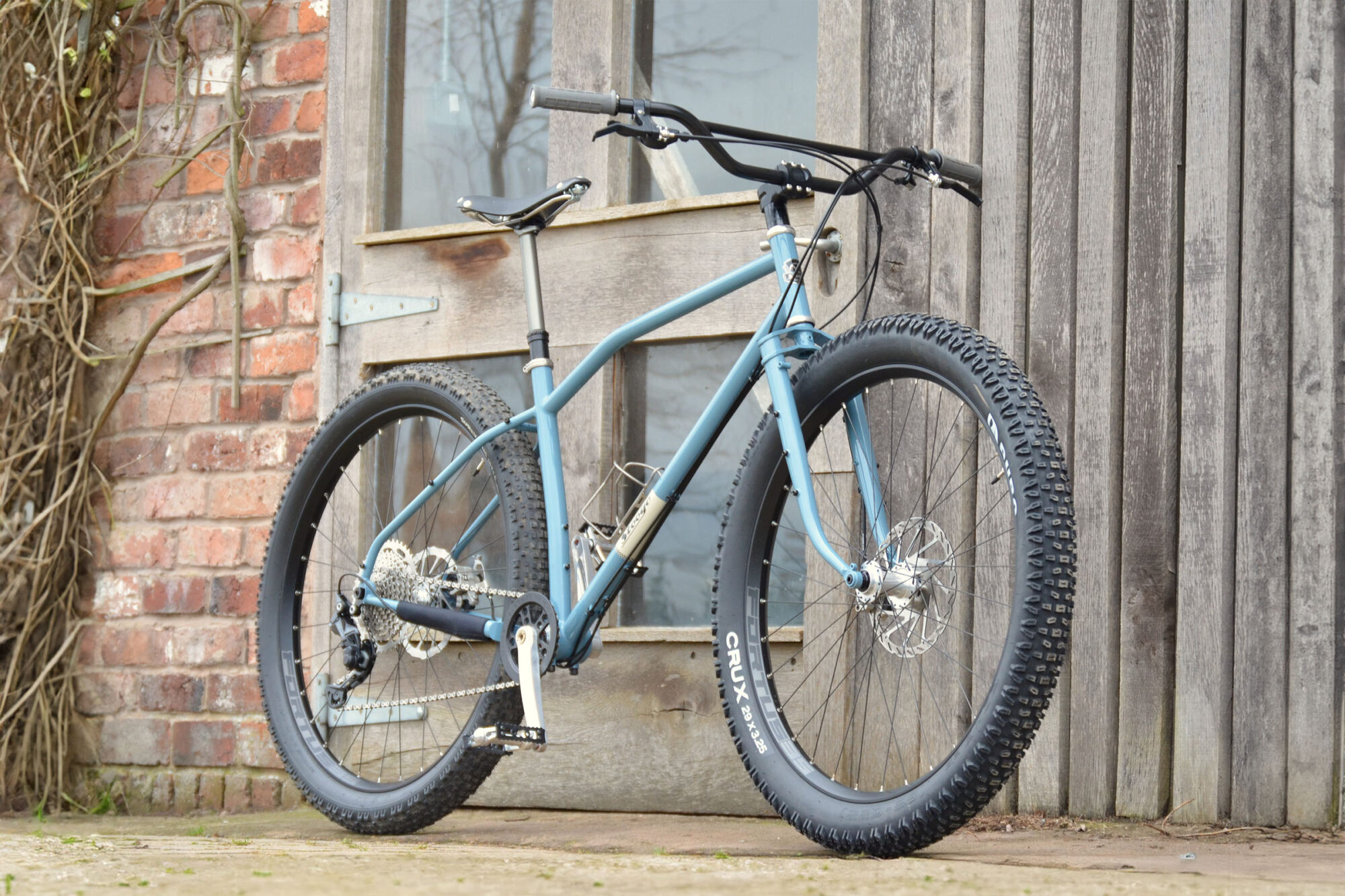 Stooge Dirt Tracker - BIKEPACKING.com