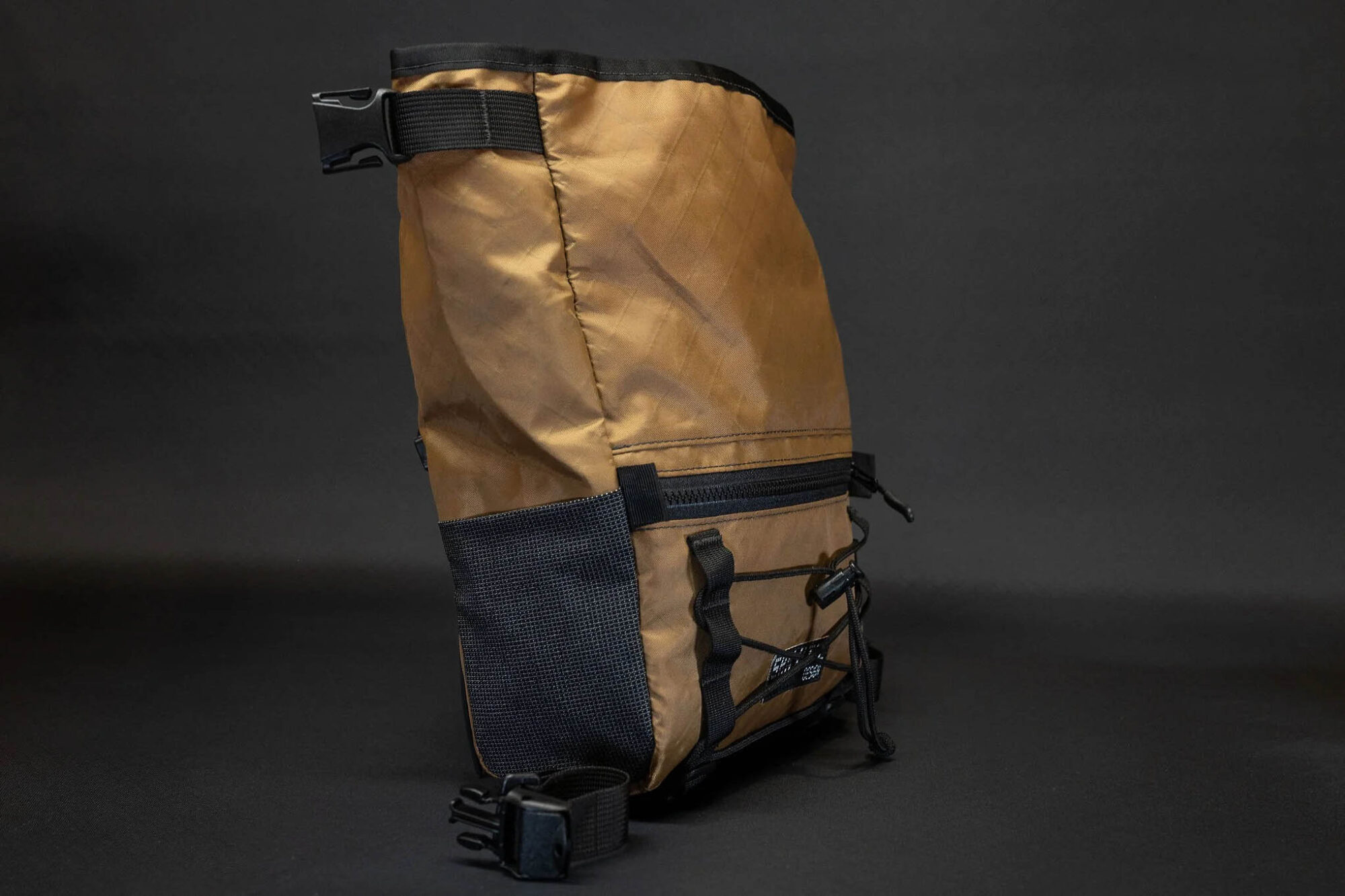 San Util Design Roly Poly Handlebar Bag - BIKEPACKING.com