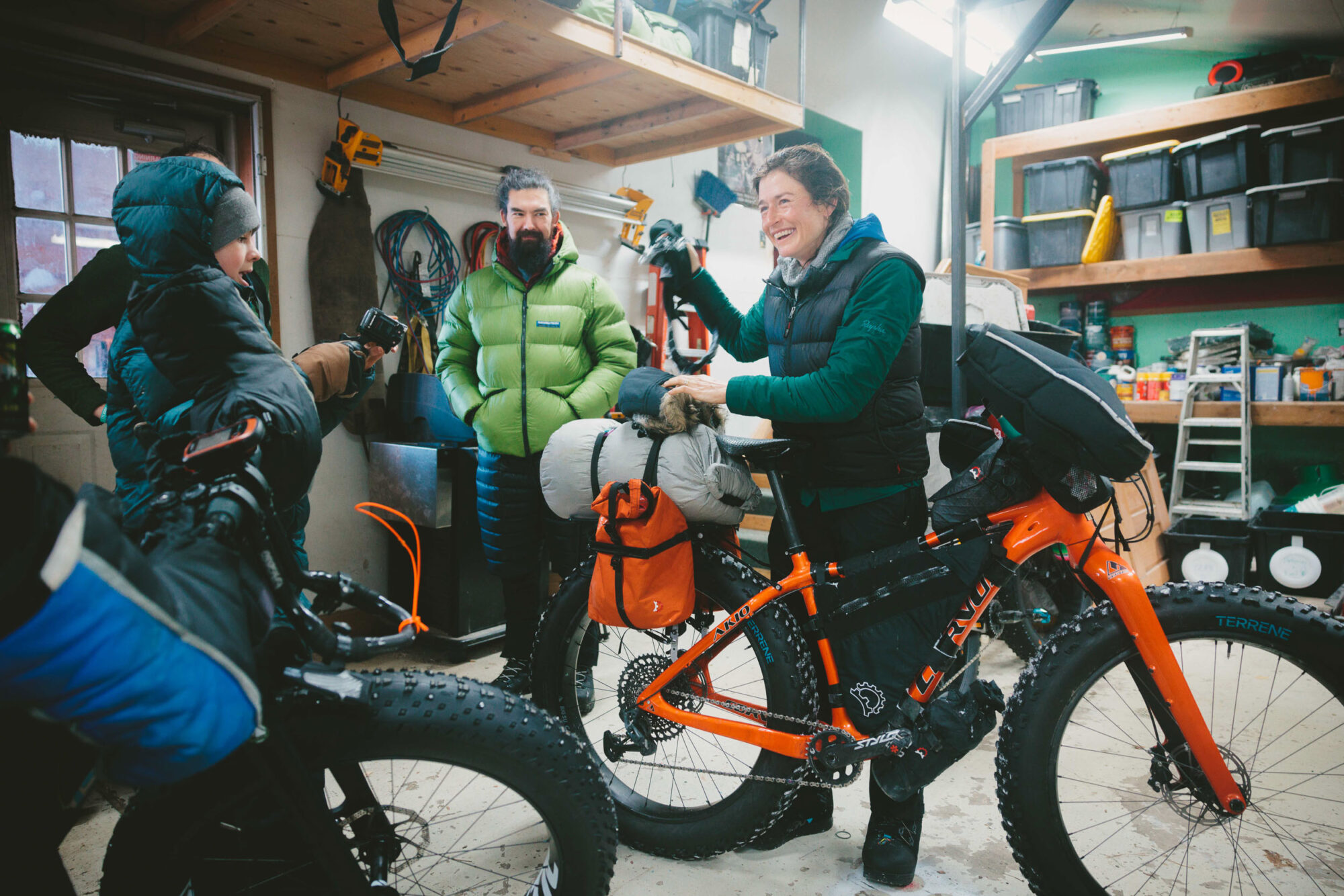 Lael Wilcox Wins 2024 ITI350 - BIKEPACKING.com