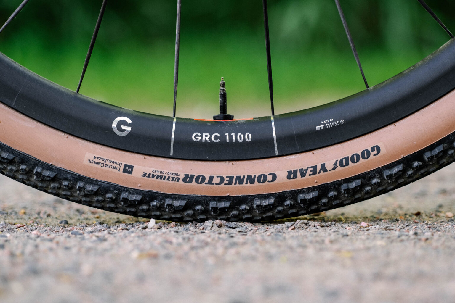 A First Look at the New DT Swiss GRC 1100 DICUT 30 Wheels - BIKEPACKING.com