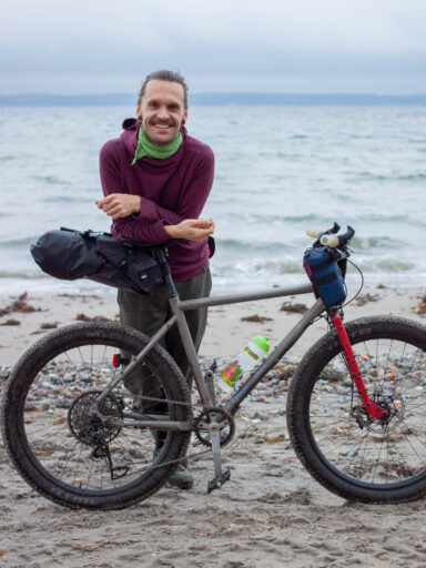 Reader's Rig: Jorrit's Titanium Stridsland Beachcomber - BIKEPACKING.com