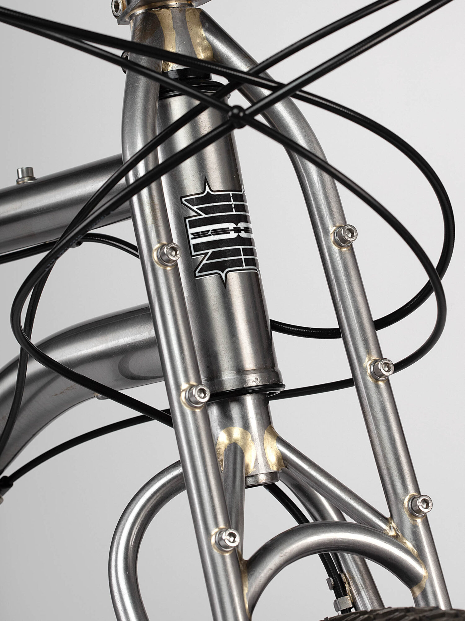 The Vetra Venom is a Rolling Work of Art - BIKEPACKING.com