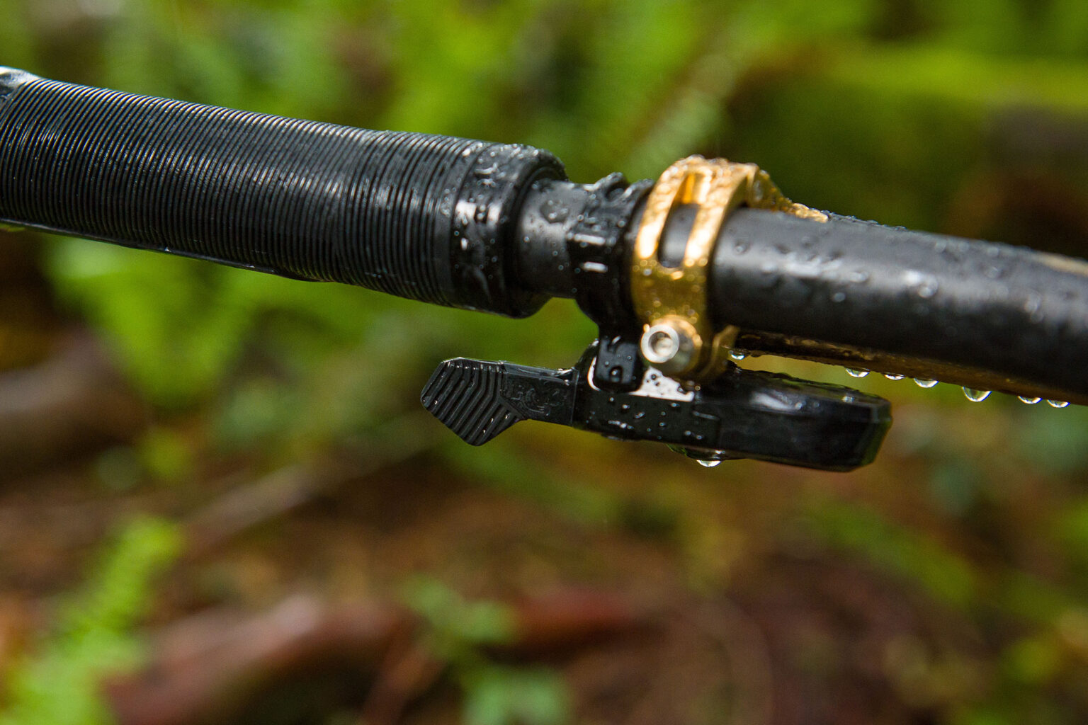 Fox Transfer Neo Wireless Dropper Post - BIKEPACKING.com