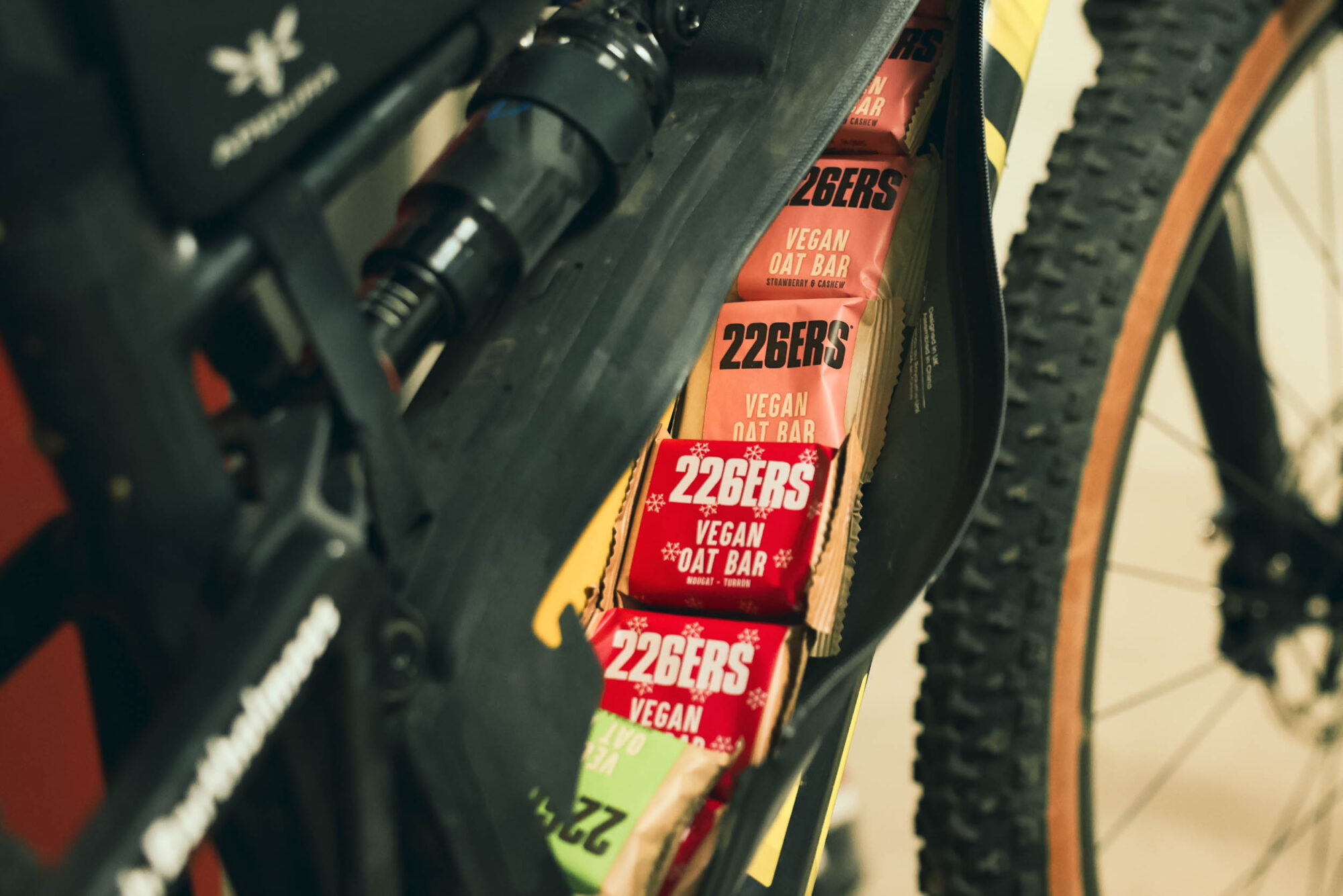 Ulrich Bartholmoes' 2024 Colorado Trail Race Pack List - BIKEPACKING.com